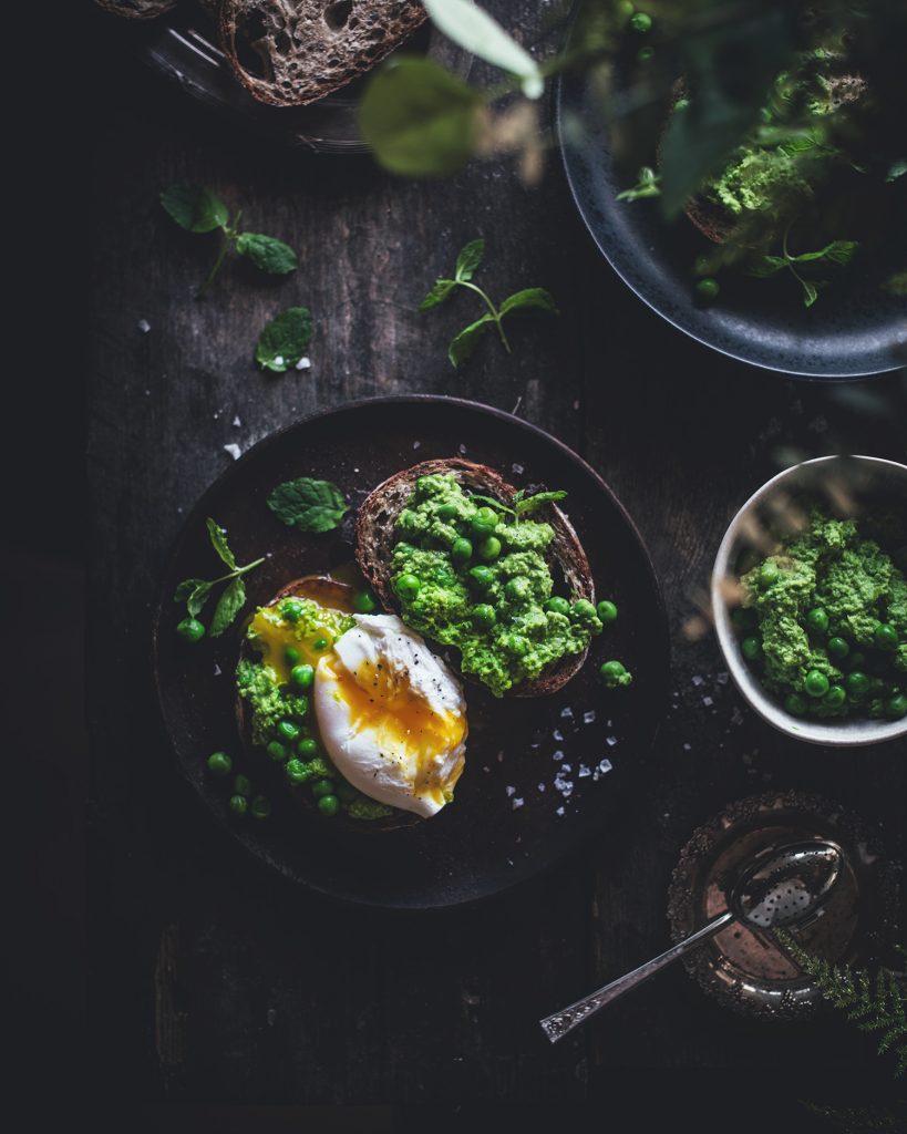 Amazing Pea Puree & Eggs Benedict Breakfast Toast - Nordic Violet
